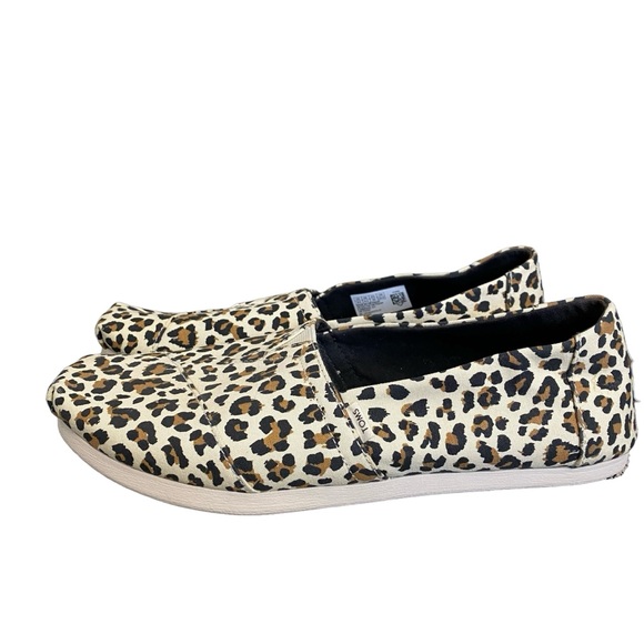 Toms | Shoes | Toms Leopard Print Slipon Loafers Mules Animal Print ...
